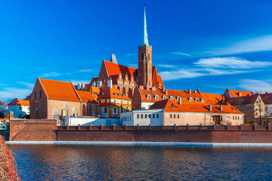 Fiesta Buga Guadalajara de Buga 106.1 MHz FM, Colombia - Señal en vivo