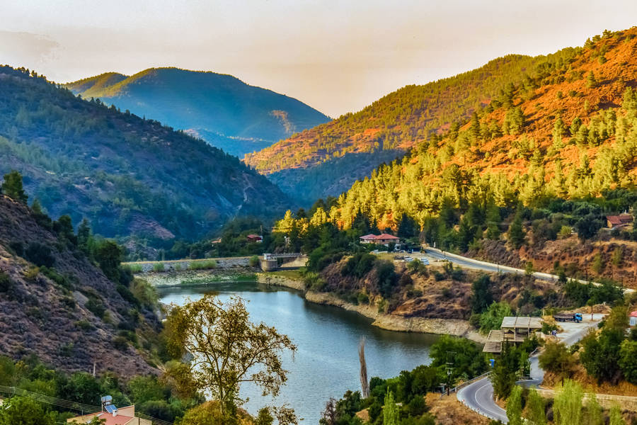 Radio Fiji Two Listen Live - 105.0 MHz FM, Suva, Fiji | Online Radio Box