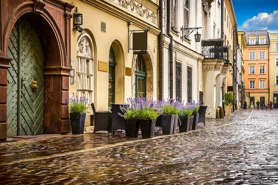 Current time in Poland, Local Time Zone, DST information | Dayspedia