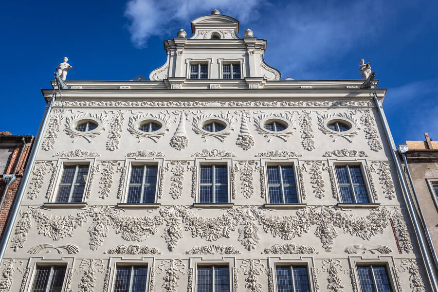 KNSS Listen Live - 1330 kHz AM, Wichita, United States | Online Radio Box