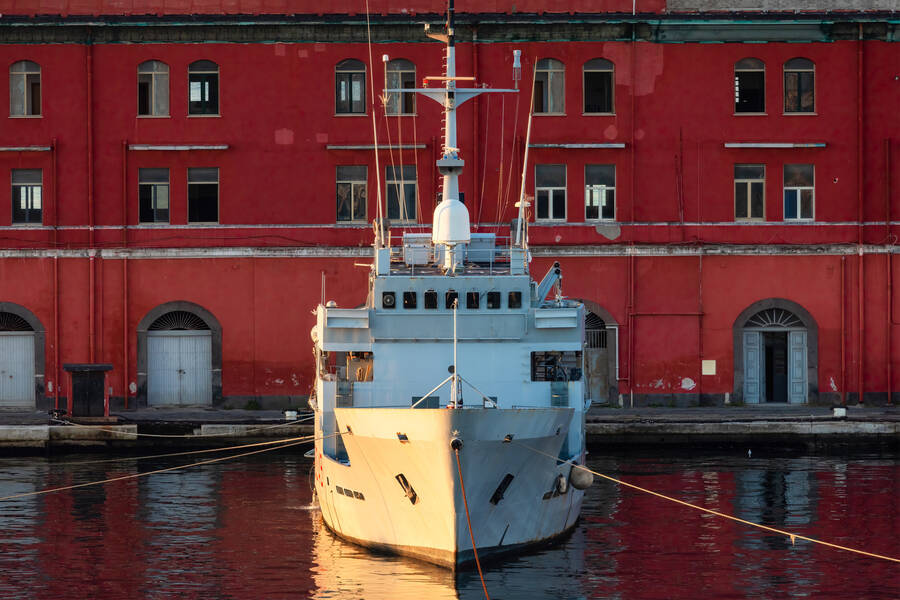 Current time in Naples, Italy. Local Time Zone. Time difference.