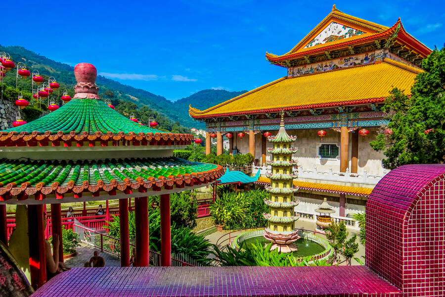 KKRL - 93.7 FM Listen Live - Carroll, United States | Online Radio Box