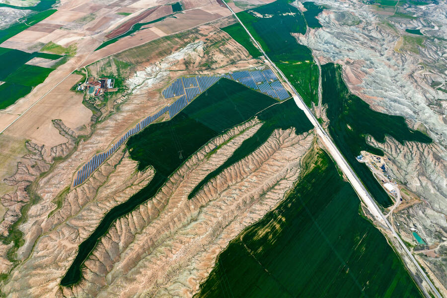 Rock 95 Listen Live - CFJB-FM, 95.7 MHz FM, Barrie, Canada | Online ...