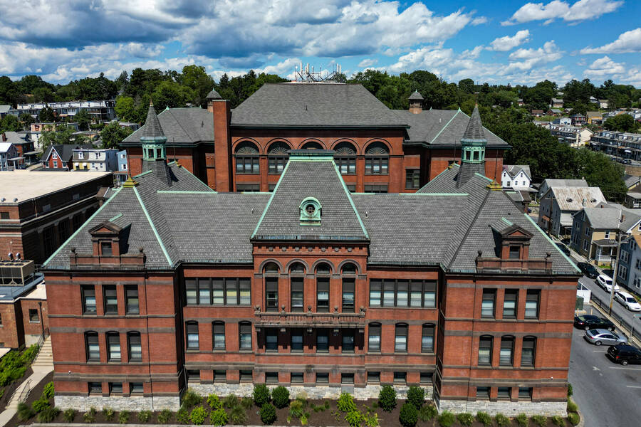 AM 1220 The Word Listen Live - Cleveland, United States | Online Radio Box