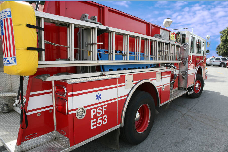 98 Cool - CJMK-FM Listen Live - 98.3 MHz FM, Saskatoon, Canada | Online ...