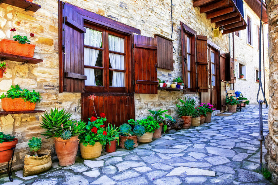 Current time in Cyprus, Local Time Zone, DST information | Dayspedia