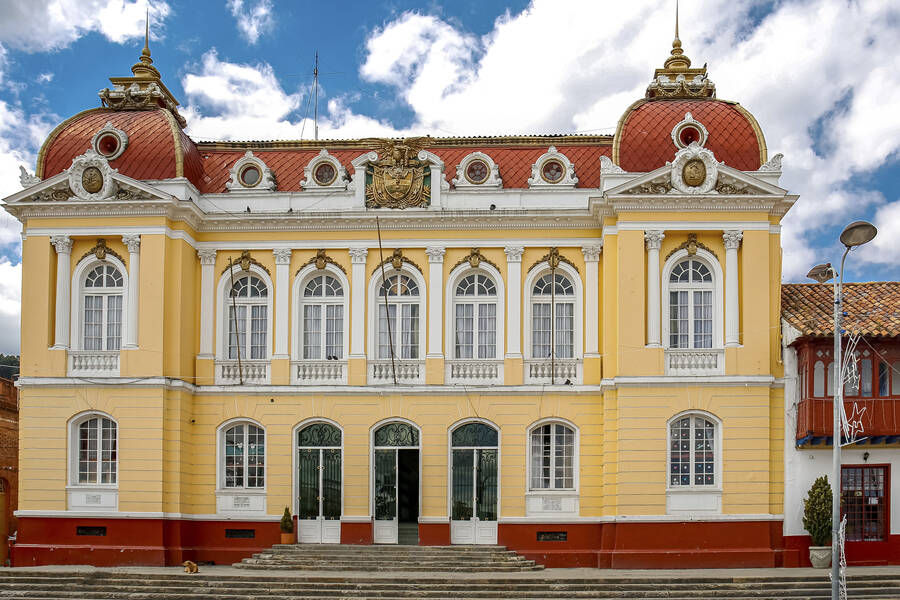 WBZ Newsradio 1030 Listen Live - Boston, United States | Online Radio Box