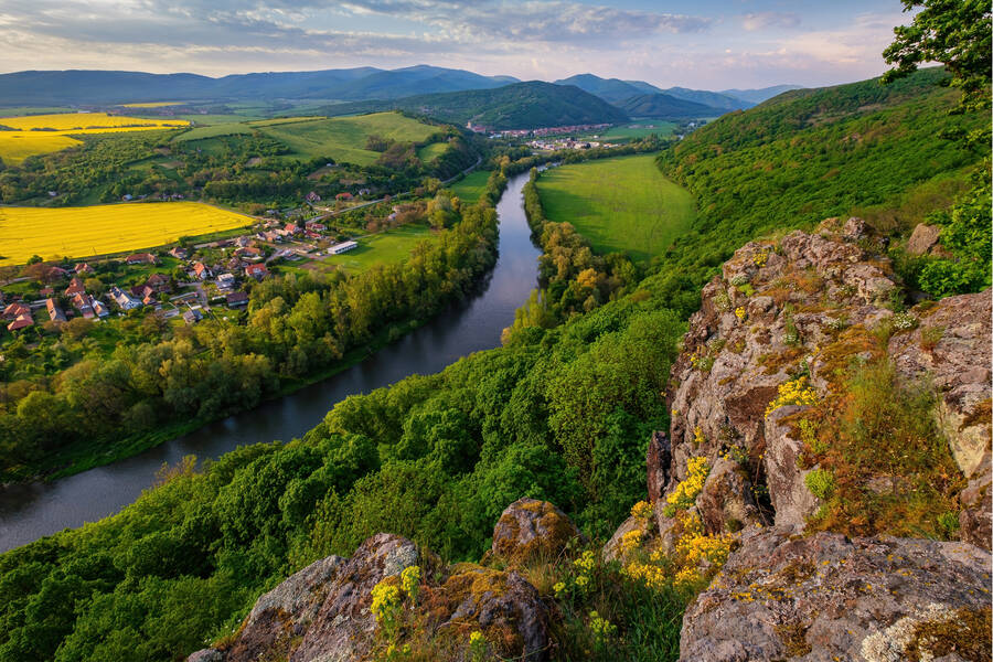 KBCY 99.7 FM Listen Live - Abilene, United States | Online Radio Box