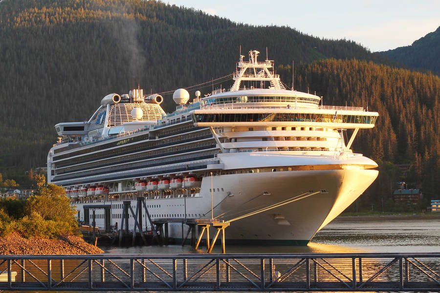 101.5 WQUT Listen Live - Johnson City, United States | Online Radio Box