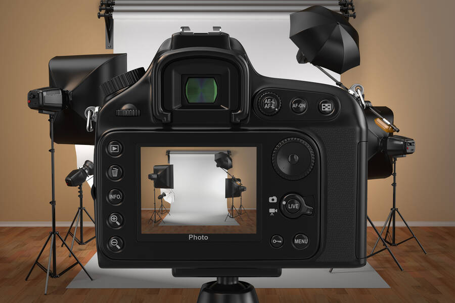 Lite 100.5 WRCH Listen Live - Hartford, United States | Online Radio Box