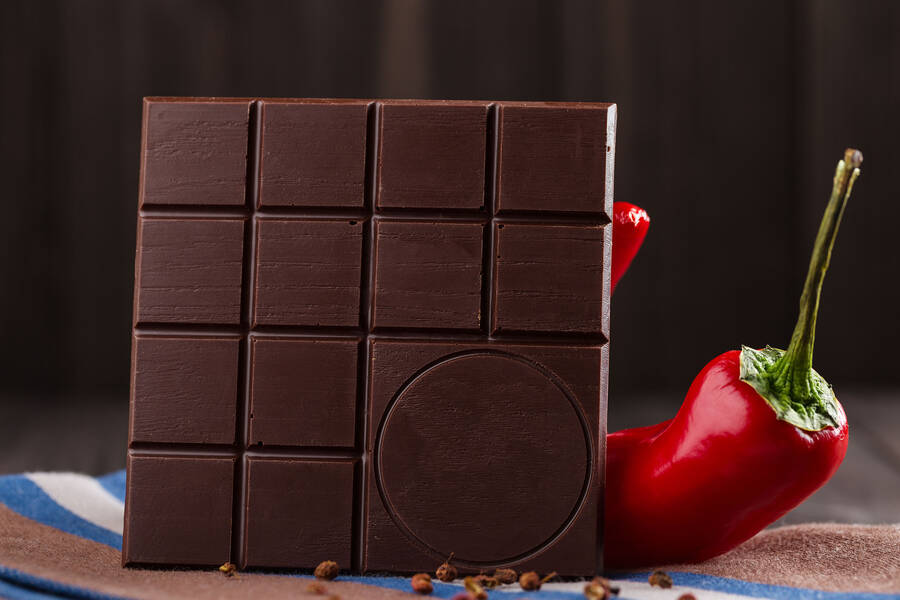 Magic 92.5 FM Listen Live - San Diego, United States | Online Radio Box