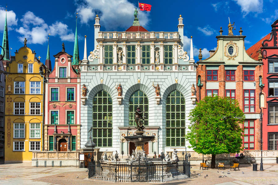 Current time in Poland, Local Time Zone, DST information | Dayspedia