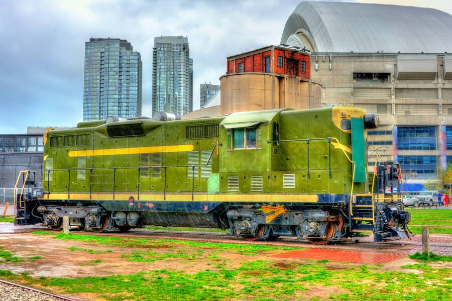 WLR FM Listen Live - 97.5 MHz FM, Waterford, Ireland | Online Radio Box