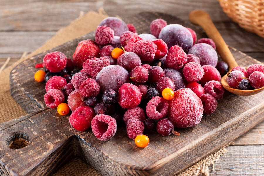 100.3 WNIC Listen Live - Detroit, United States | Online Radio Box