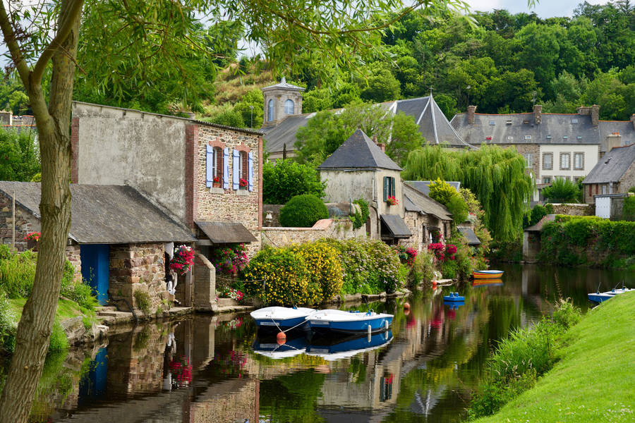 KSJD Dryland Community Radio Listen Live - 89.5-91.5 MHz FM, Cortez ...