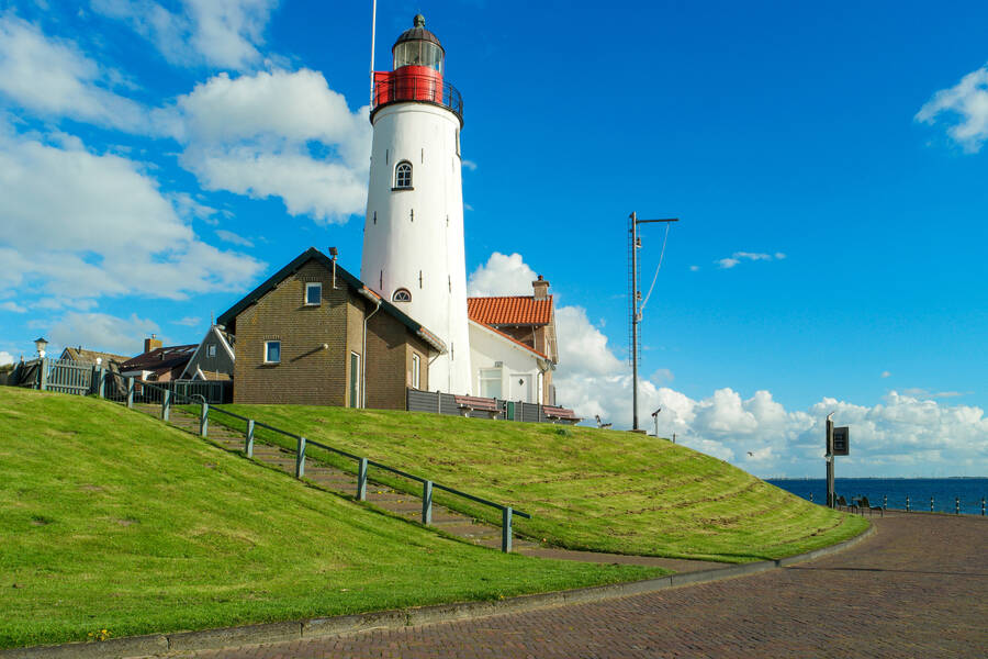 93.7 WSTW Listen Live - Wilmington, United States | Online Radio Box