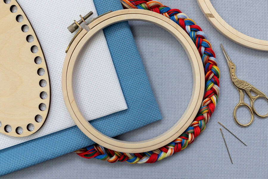 Prambors FM streaming - 102.0 MHz FM, Semarang, Indonesia | Online ...