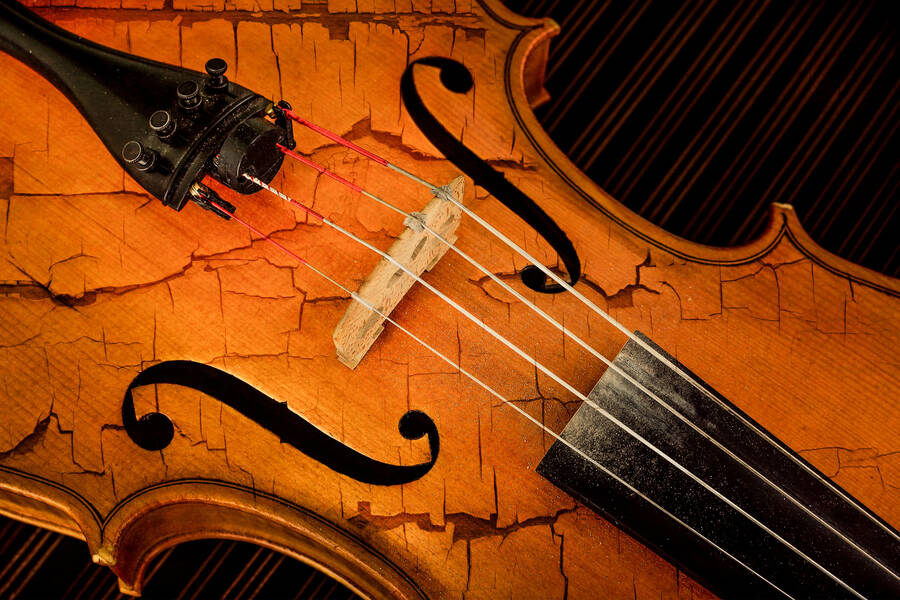 Thunder 106.1 FM - KQLX-FM Listen Live - Lisbon, United States | Online ...