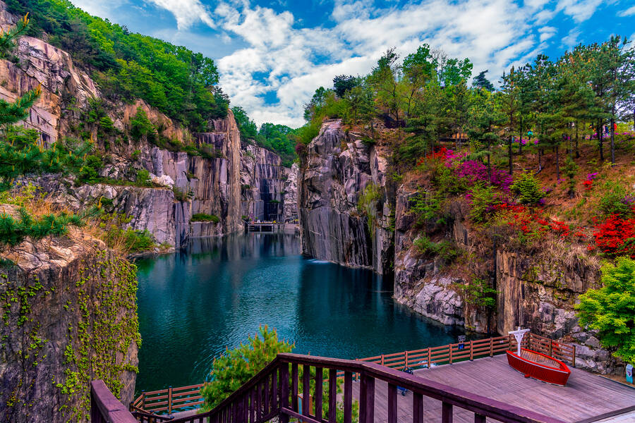 DYTR live streaming - 1116 kHz AM, New Bohol, Philippines | Online ...