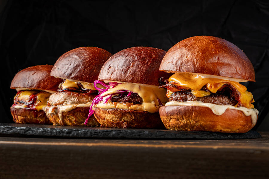 ZNS Bahamas Listen Live - 107.9 MHz FM, Nassau, Bahamas | Online Radio Box