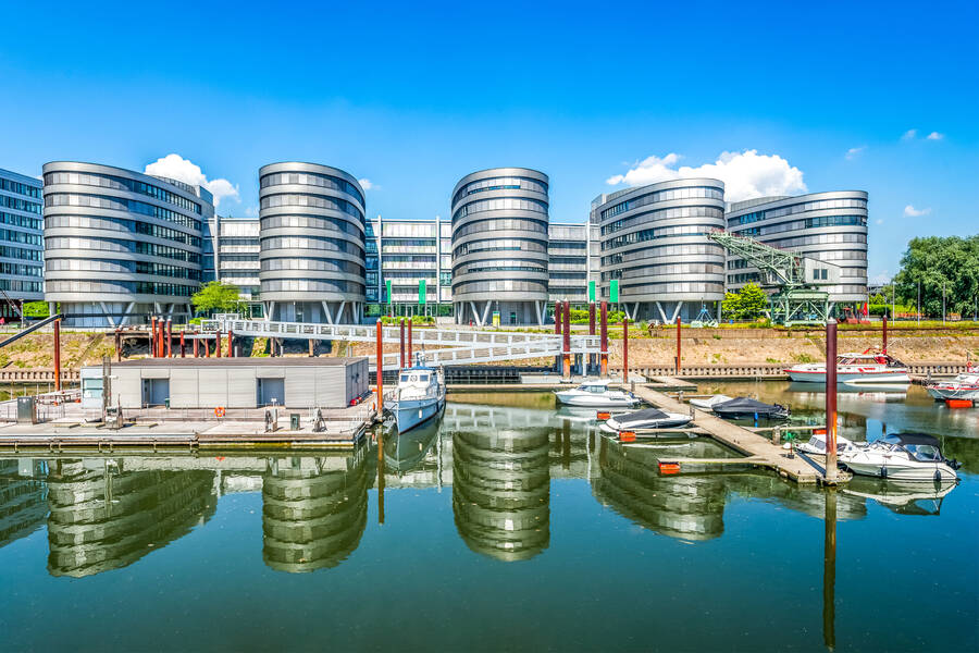 WFGH Listen Live - 90.7 MHz FM, Fort Gay, United States | Online Radio Box