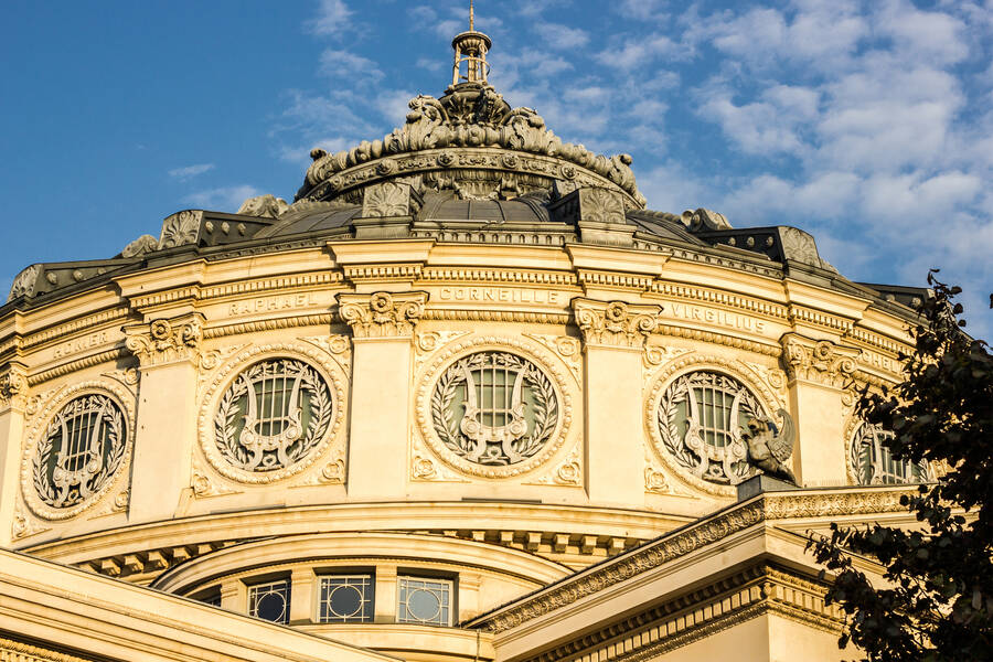 Current time in Bucharest, Romania. Local Time Zone. Time difference.