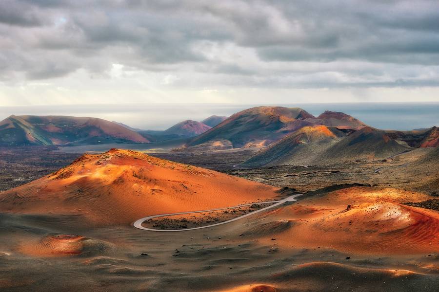 KMOJ Radio Listen Live - 89.9 MHz FM, Minneapolis, United States ...