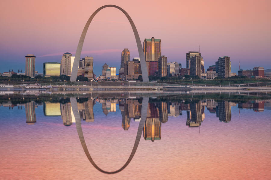 Newstalk 1010 Listen Live - CFRB, 1010 kHz AM, Toronto, Canada | Online ...