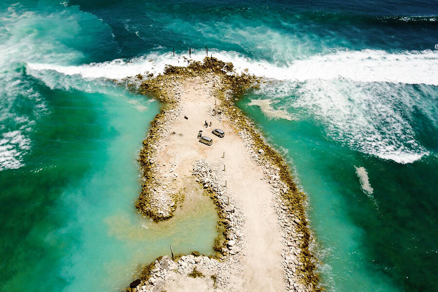 KRGI AM 1430/105.5 FM Listen Live - Grand Island, United States ...