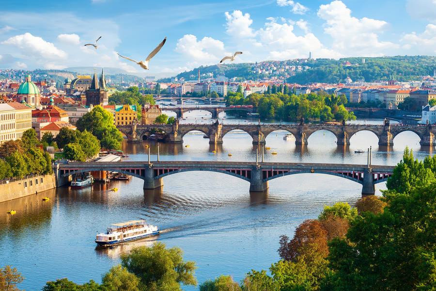 Prague, Czech Republic - Current time. Local Time Zone, Time difference ...