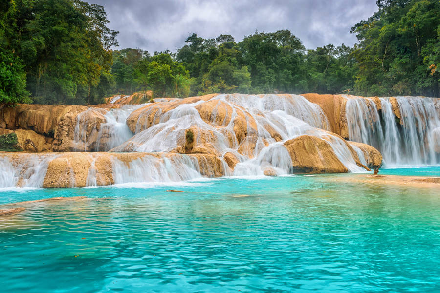 MOViN 92.5 KQMV Listen Live - Bellevue, United States | Online Radio Box