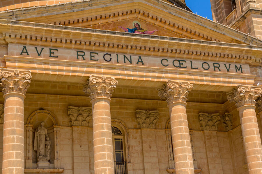 Hot 106 Listen Live - 106.3 MHz FM, Woonsocket, United States | Online ...