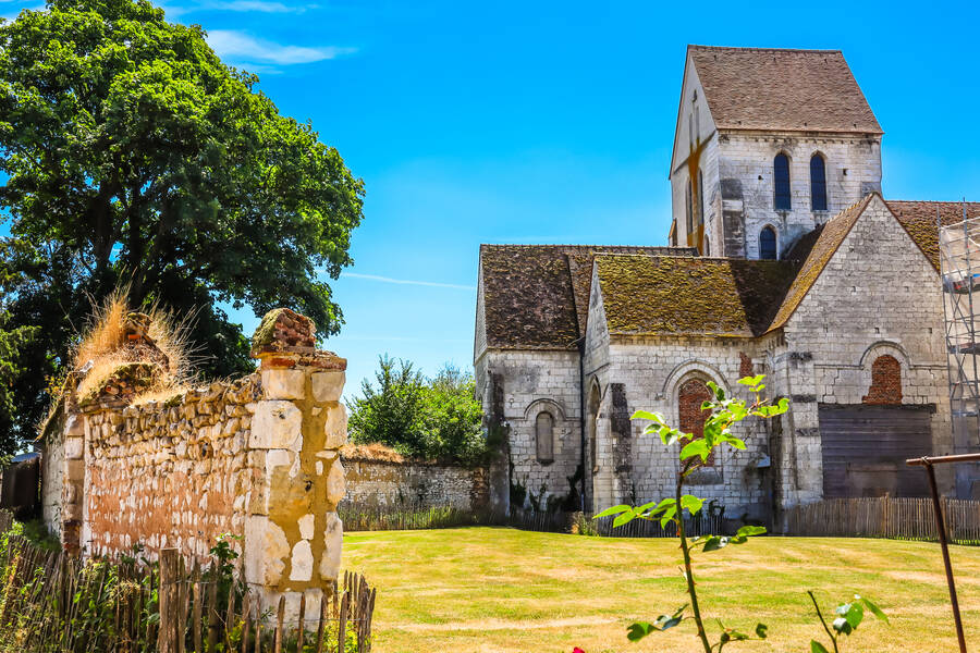 Star - WWST Listen Live - 102.1 MHz FM, Sevierville, United States ...