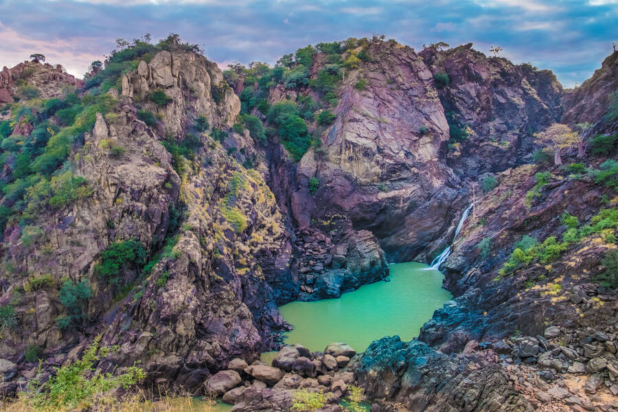 Coast 101.1 Listen Live - CKSJ, 101.1 MHz FM, St. John's, Canada ...