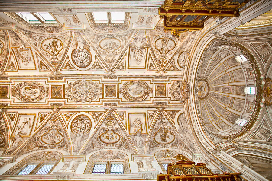 WCBN Listen Live - 88.3 MHz FM, Ann Arbor, United States | Online Radio Box