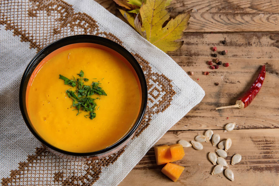 Lake 98.1 FM - WLKN Listen Live - 98.1 MHz FM, Manitowoc, United States ...