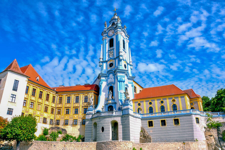 CHEZ 106 Listen Live - 106.1 MHz FM, Ottawa, Canada | Online Radio Box