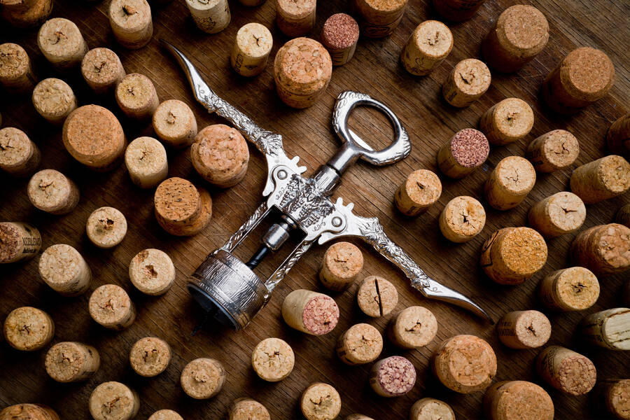 MVYRadio - WMVY 88.7 FM Listen Live - Edgartown, United States | Online ...