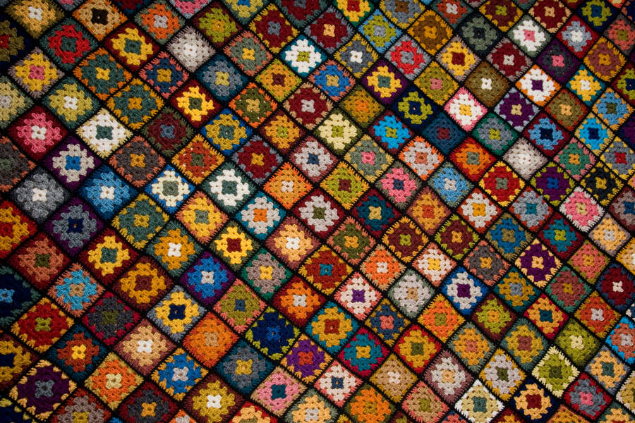 KUZZ FM Listen Live - 107.9 MHz FM, Bakersfield, United States | Online ...