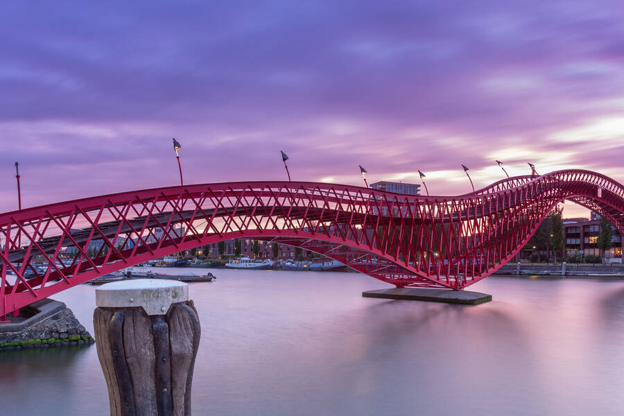 Lite 100.5 WRCH Listen Live - Hartford, United States | Online Radio Box