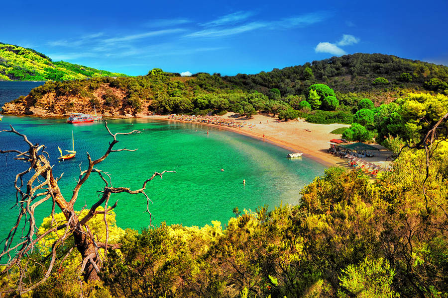 Kessben FM Listen Live - 93.3 MHz FM, Kumasi, Ghana | Online Radio Box