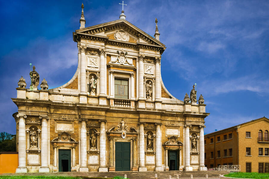 WHBU Radio Listen Live - 1240 kHz AM, Anderson, United States | Online ...