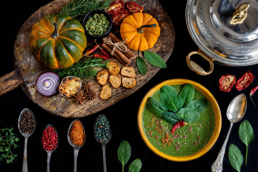 WRQN Listen Live - 93.5 MHz FM, Bowling Green, United States | Online ...