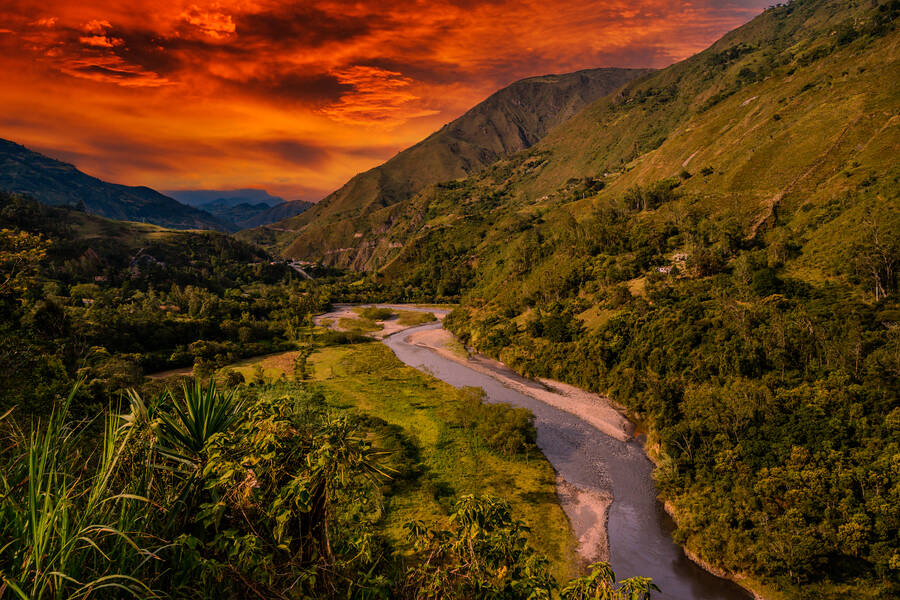 Current time in Colombia, Local Time Zone, DST information | Dayspedia