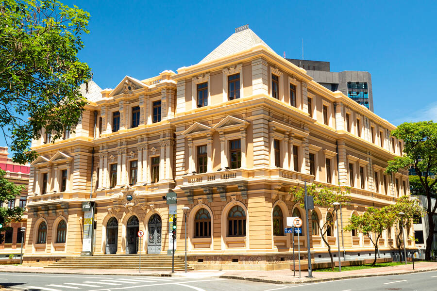 AM800 CKLW Listen Live - 800 kHz AM, Windsor, Canada | Online Radio Box