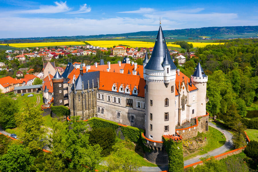 LDC Radio live - 97.8 MHz FM, Leeds, United Kingdom | Online Radio Box