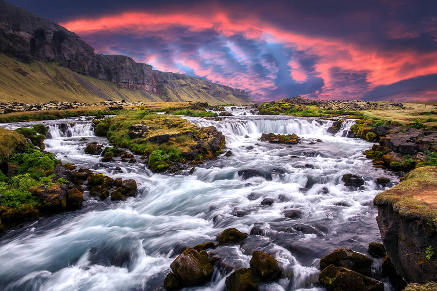 KJJJ 102.3 FM Listen Live - Laughlin, United States | Online Radio Box