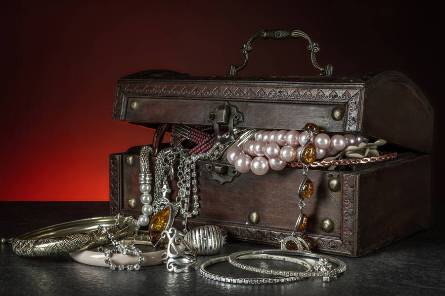 Online Radio Box - listen to the radio online for free