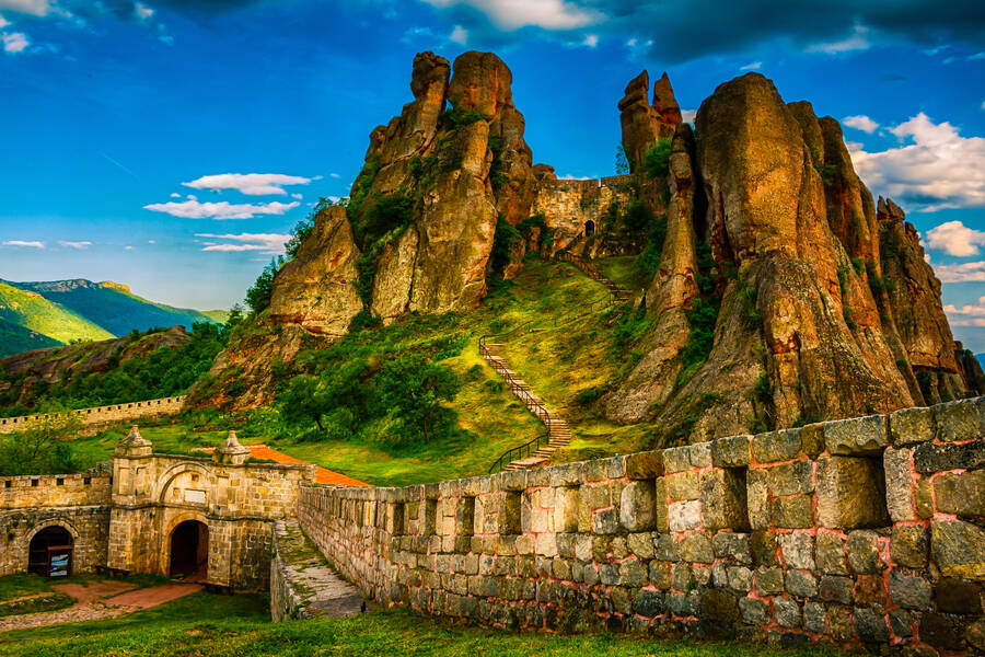 Big R Radio - 80s FM Listen Live - Seattle, United States | Online ...