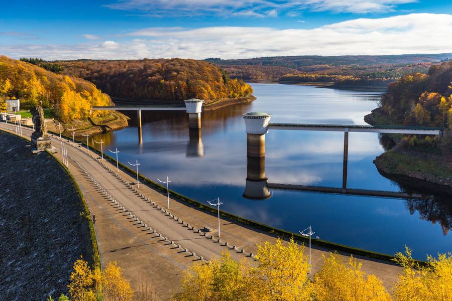 Classic Country 98 Listen Live - WBRF, 98.1 MHz FM, Galax, United ...